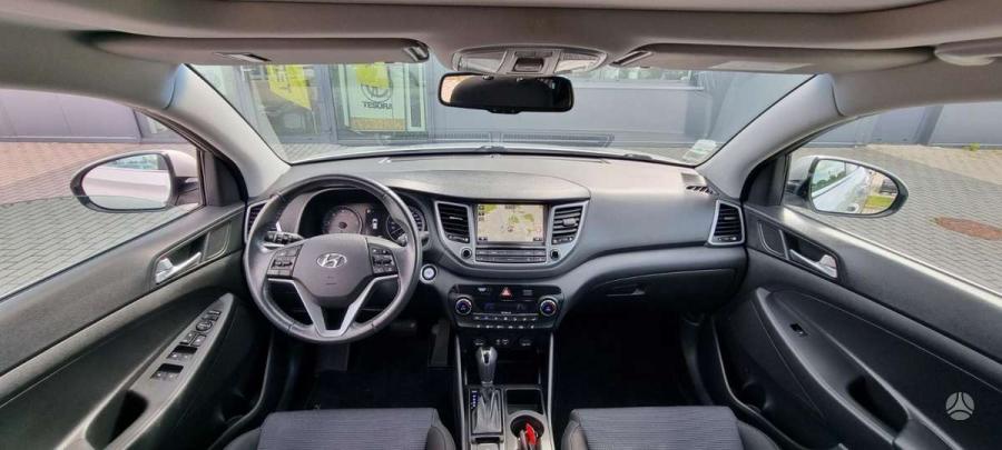 Grey Hyundai Tucson 2017 in Siauliai, with an engine capacity of 1.70 L and mileage of 176 thousand km for 11500 €, photo 12 on AUTOMOTO.COM.LV
