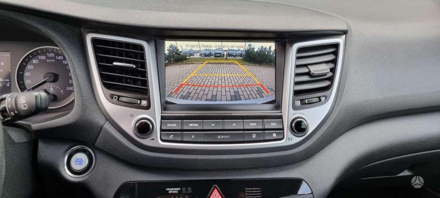 Grey Hyundai Tucson 2017 in Siauliai, with an engine capacity of 1.70 L and mileage of 176 thousand km for 11500 €, photo 13 on AUTOMOTO.COM.LV