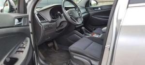 Grey Hyundai Tucson 2017 in Siauliai, with an engine capacity of 1.70 L and mileage of 176 thousand km for 11500 €, photo 14 on AUTOMOTO.COM.LV