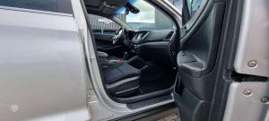 Grey Hyundai Tucson 2017 in Siauliai, with an engine capacity of 1.70 L and mileage of 176 thousand km for 11500 €, photo 16 on AUTOMOTO.COM.LV