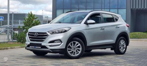 Grey Hyundai Tucson 2017 in Siauliai, with an engine capacity of 1.70 L and mileage of 176 thousand km for 11500 €, photo 1 on AUTOMOTO.COM.LV