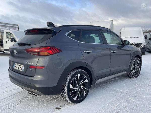 Pelēks Hyundai Tucson 2018 Tauragė, ar dzinēja tilpumu 1.60 L un nobraukumu 202 tūkst. km par 12600 €, foto 5 vietnē AUTOMOTO.COM.LV