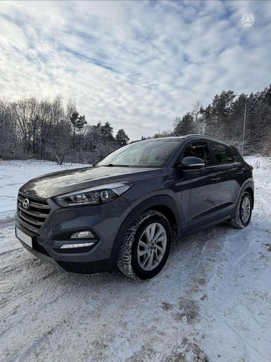 Pelēks Hyundai Tucson 2018 Viļņa, ar dzinēja tilpumu 1.59 L un nobraukumu 105 tūkst. km par 13900 €, foto 3 vietnē AUTOMOTO.COM.LV