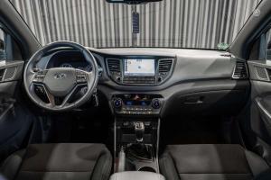 Pelēks Hyundai Tucson 2018 Marijampole, ar dzinēja tilpumu 1.59 L un nobraukumu 252 tūkst. km par 11850 €, foto 15 vietnē AUTOMOTO.COM.LV