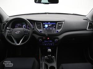 Pelēks Hyundai Tucson 2018 Viļņa, ar dzinēja tilpumu 1.60 L un nobraukumu 165 tūkst. km par 13599 €, foto 2 vietnē AUTOMOTO.COM.LV