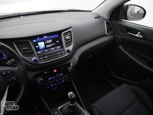 Pelēks Hyundai Tucson 2018 Viļņa, ar dzinēja tilpumu 1.60 L un nobraukumu 165 tūkst. km par 13599 €, foto 21 vietnē AUTOMOTO.COM.LV