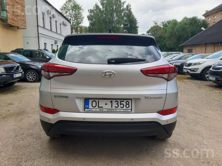 Pelēks Hyundai Tucson 2018 Daugavpils, ar dzinēja tilpumu 1.70 L un nobraukumu 0 tūkst. km par 12750 €, foto 10 vietnē AUTOMOTO.COM.LV