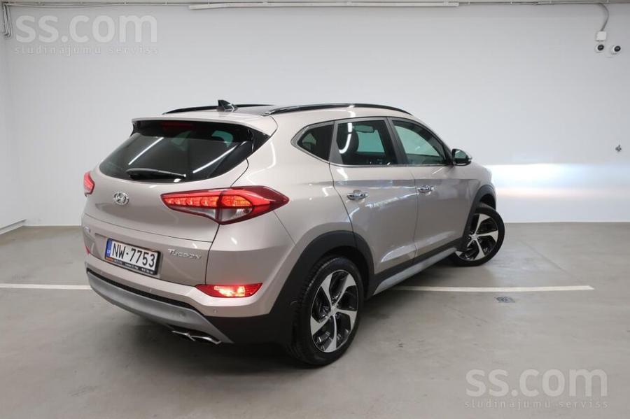Pelēks Hyundai Tucson 2018 Rīga, ar dzinēja tilpumu 1.60 L un nobraukumu 57 tūkst. km par 18500 €, foto 3 vietnē AUTOMOTO.COM.LV