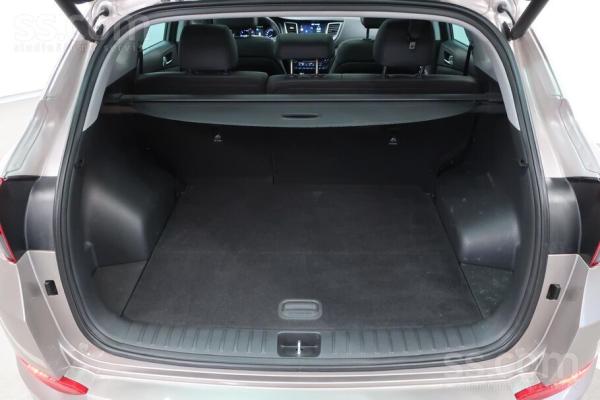 Pelēks Hyundai Tucson 2018 Rīga, ar dzinēja tilpumu 1.60 L un nobraukumu 57 tūkst. km par 18500 €, foto 6 vietnē AUTOMOTO.COM.LV