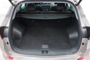 Pelēks Hyundai Tucson 2018 Rīga, ar dzinēja tilpumu 1.60 L un nobraukumu 57 tūkst. km par 18500 €, foto 7 vietnē AUTOMOTO.COM.LV