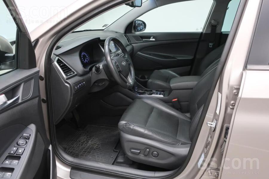 Pelēks Hyundai Tucson 2018 Rīga, ar dzinēja tilpumu 1.60 L un nobraukumu 57 tūkst. km par 18500 €, foto 8 vietnē AUTOMOTO.COM.LV