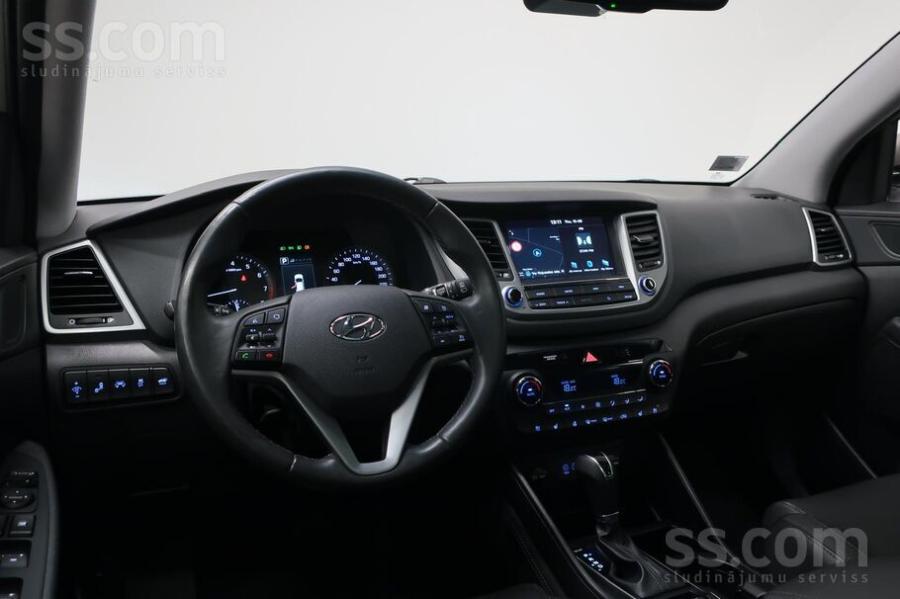 Pelēks Hyundai Tucson 2018 Rīga, ar dzinēja tilpumu 1.60 L un nobraukumu 57 tūkst. km par 18500 €, foto 10 vietnē AUTOMOTO.COM.LV