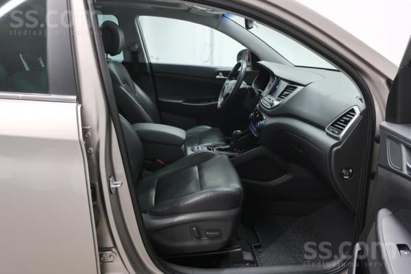 Pelēks Hyundai Tucson 2018 Rīga, ar dzinēja tilpumu 1.60 L un nobraukumu 57 tūkst. km par 18500 €, foto 10 vietnē AUTOMOTO.COM.LV