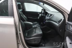 Pelēks Hyundai Tucson 2018 Rīga, ar dzinēja tilpumu 1.60 L un nobraukumu 57 tūkst. km par 18500 €, foto 11 vietnē AUTOMOTO.COM.LV
