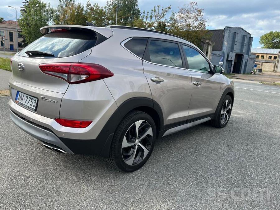 Pelēks Hyundai Tucson 2018 Rīga, ar dzinēja tilpumu 1.60 L un nobraukumu 57 tūkst. km par 18500 €, foto 23 vietnē AUTOMOTO.COM.LV