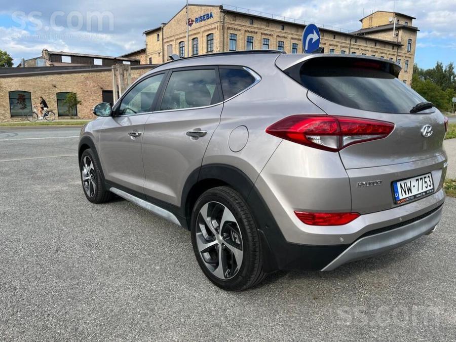 Pelēks Hyundai Tucson 2018 Rīga, ar dzinēja tilpumu 1.60 L un nobraukumu 57 tūkst. km par 18500 €, foto 27 vietnē AUTOMOTO.COM.LV