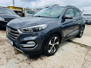 Grey Hyundai Tucson 2018 in Kaunas, with an engine capacity of 1.69 L and mileage of 173 thousand km for 14200 €, photo  on AUTOMOTO.COM.LV