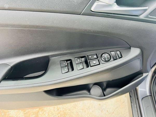 Pelēks Hyundai Tucson 2018 Kauņa, ar dzinēja tilpumu 1.69 L un nobraukumu 173 tūkst. km par 14200 €, foto 9 vietnē AUTOMOTO.COM.LV