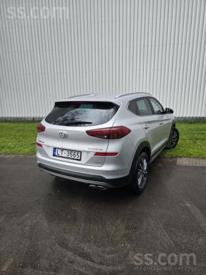 Pelēks Hyundai Tucson 2018 Rīga, ar dzinēja tilpumu 1.60 L un nobraukumu 75 tūkst. km par 16450 €, foto 5 vietnē AUTOMOTO.COM.LV