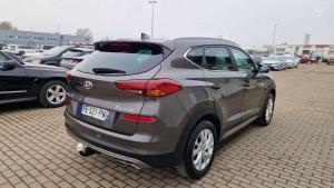 Grey Hyundai Tucson 2019 in Marijampole, with an engine capacity of 1.60 L and mileage of 91 thousand km for 14200 €, photo 3 on AUTOMOTO.COM.LV