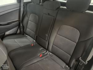 Grey Hyundai Tucson 2019 in Vilnius, with an engine capacity of 1.60 L and mileage of 127 thousand km for 14500 €, photo 16 on AUTOMOTO.COM.LV