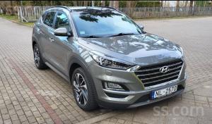 Grey Hyundai Tucson 2019 in Jurmala, with an engine capacity of 1.60 L and mileage of 101 thousand km for 18000 €, photo 4 on AUTOMOTO.COM.LV