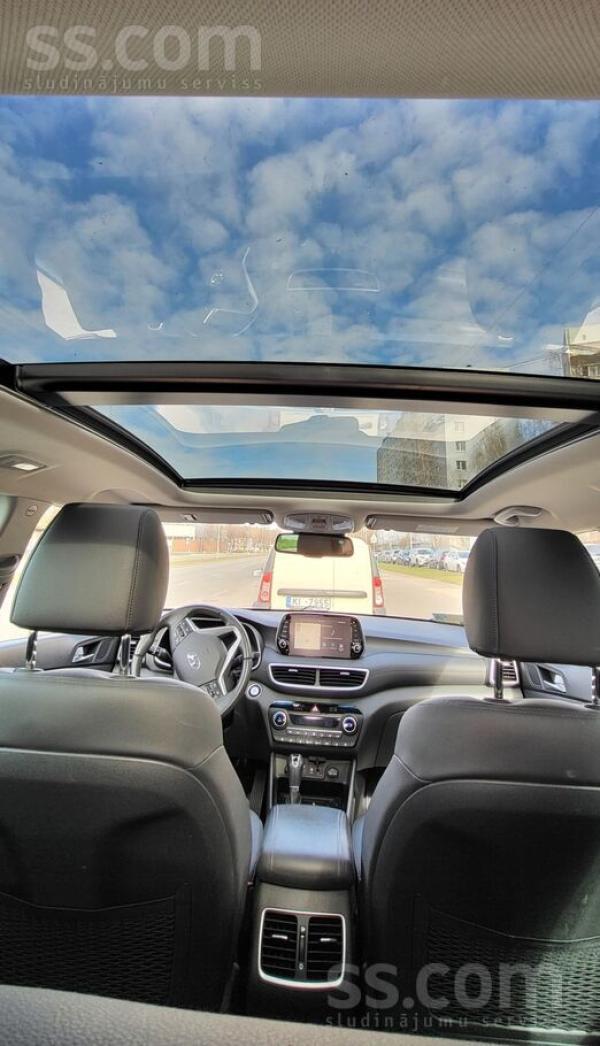 Grey Hyundai Tucson 2019 in Jurmala, with an engine capacity of 1.60 L and mileage of 101 thousand km for 18000 €, photo 9 on AUTOMOTO.COM.LV