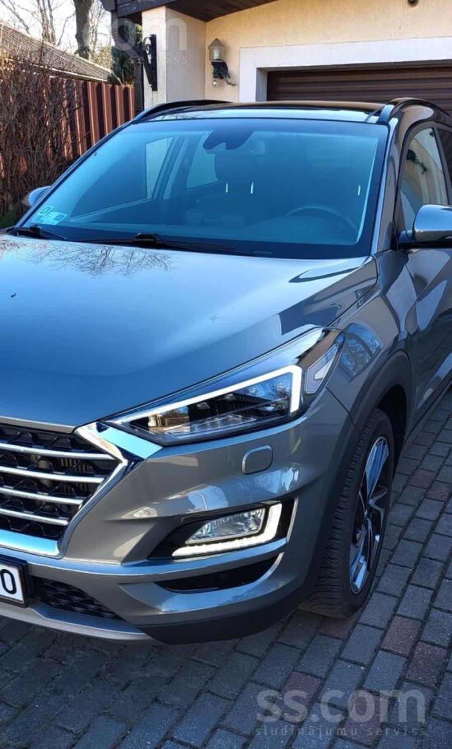 Grey Hyundai Tucson 2019 in Jurmala, with an engine capacity of 1.60 L and mileage of 101 thousand km for 18000 €, photo 19 on AUTOMOTO.COM.LV