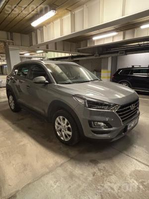 Grey Hyundai Tucson 2019 in Riga, with an engine capacity of 1.60 L and mileage of 63 thousand km for 17000 €, photo 4 on AUTOMOTO.COM.LV