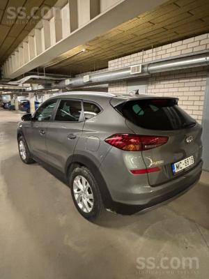 Grey Hyundai Tucson 2019 in Riga, with an engine capacity of 1.60 L and mileage of 63 thousand km for 17000 €, photo 7 on AUTOMOTO.COM.LV