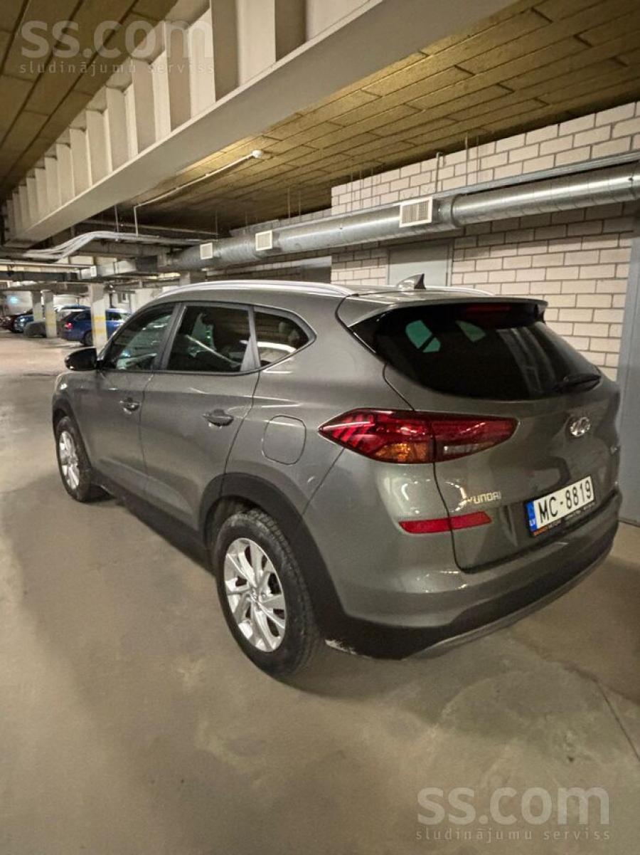 Grey Hyundai Tucson 2019 in Riga, with an engine capacity of 1.60 L and mileage of 63 thousand km for 17000 €, photo 7 on AUTOMOTO.COM.LV