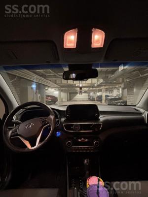 Grey Hyundai Tucson 2019 in Riga, with an engine capacity of 1.60 L and mileage of 63 thousand km for 17000 €, photo 9 on AUTOMOTO.COM.LV