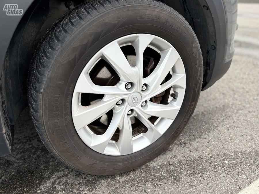 Pelēks Hyundai Tucson 2019 Kauņa, ar dzinēja tilpumu 1.60 L un nobraukumu 296 tūkst. km par 11999 €, foto 13 vietnē AUTOMOTO.COM.LV