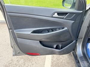 Pelēks Hyundai Tucson 2019 Kauņa, ar dzinēja tilpumu 1.60 L un nobraukumu 296 tūkst. km par 11999 €, foto 16 vietnē AUTOMOTO.COM.LV