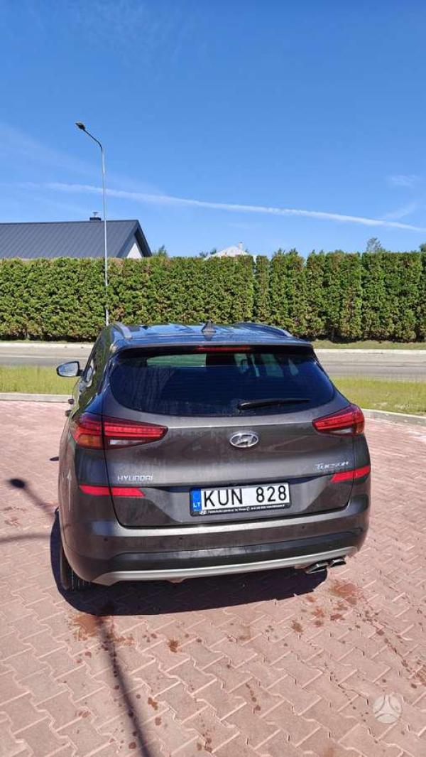 Grey Hyundai Tucson 2019 in Vilnius, with an engine capacity of 1.59 L and mileage of 145 thousand km for 14999 €, photo 6 on AUTOMOTO.COM.LV