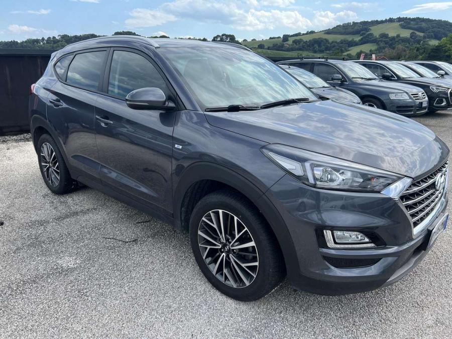 Pelēks Hyundai Tucson 2019 Panevēža, ar dzinēja tilpumu 1.60 L un nobraukumu 199 tūkst. km par 9600 €, foto 3 vietnē AUTOMOTO.COM.LV