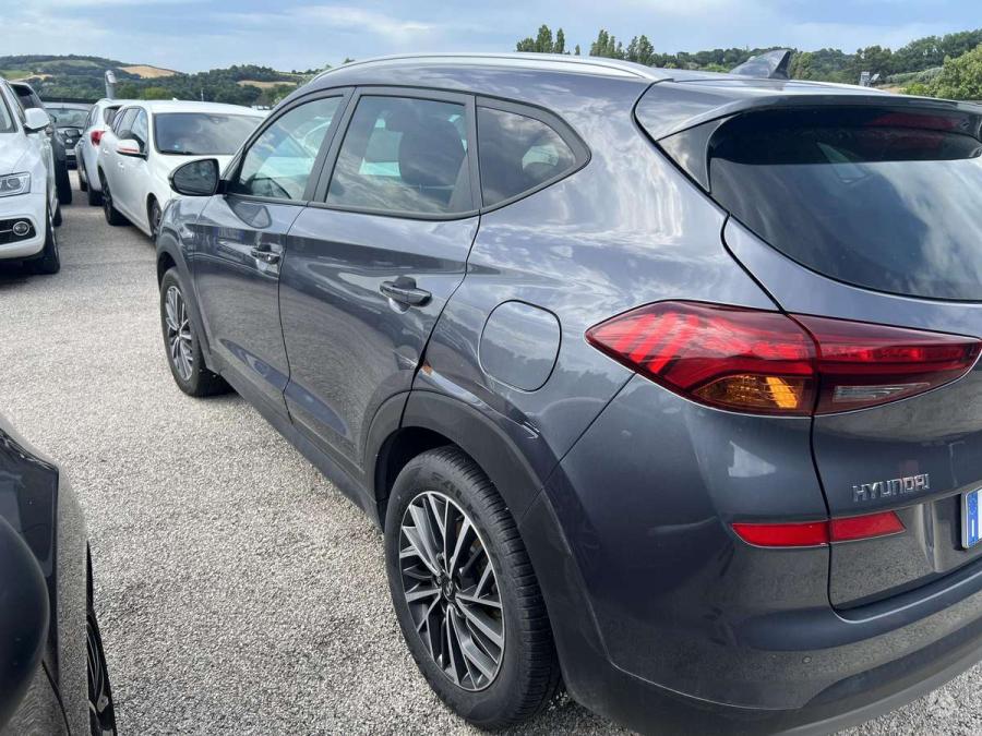 Pelēks Hyundai Tucson 2019 Panevēža, ar dzinēja tilpumu 1.60 L un nobraukumu 199 tūkst. km par 9600 €, foto 7 vietnē AUTOMOTO.COM.LV