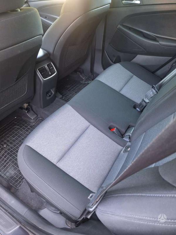 Pelēks Hyundai Tucson 2019 Klaipėda, ar dzinēja tilpumu 1.60 L un nobraukumu 135 tūkst. km par 14900 €, foto 10 vietnē AUTOMOTO.COM.LV