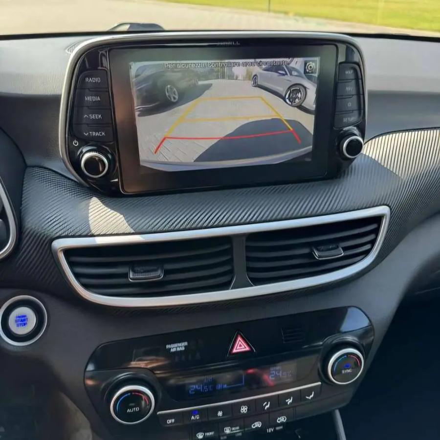 Grey Hyundai Tucson 2019 in Telschi, with an engine capacity of 1.60 L and mileage of 170 thousand km for 12690 €, photo 12 on AUTOMOTO.COM.LV