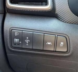 Grey Hyundai Tucson 2019 in Telschi, with an engine capacity of 1.60 L and mileage of 170 thousand km for 12690 €, photo 17 on AUTOMOTO.COM.LV
