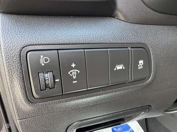 Grey Hyundai Tucson 2019 in Taurage, with an engine capacity of 1.60 L and mileage of 140 thousand km for 12800 €, photo 10 on AUTOMOTO.COM.LV