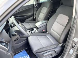 Grey Hyundai Tucson 2019 in Kaunas, with an engine capacity of 1.60 L and mileage of 296 thousand km for 11300 €, photo 18 on AUTOMOTO.COM.LV