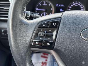 Grey Hyundai Tucson 2019 in Kaunas, with an engine capacity of 1.60 L and mileage of 296 thousand km for 11300 €, photo 22 on AUTOMOTO.COM.LV