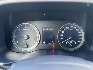 Grey Hyundai Tucson 2019 in Kaunas, with an engine capacity of 1.60 L and mileage of 296 thousand km for 11300 €, photo 26 on AUTOMOTO.COM.LV