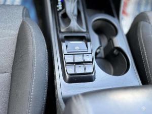 Grey Hyundai Tucson 2019 in Kaunas, with an engine capacity of 1.60 L and mileage of 296 thousand km for 11300 €, photo 34 on AUTOMOTO.COM.LV