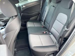 Grey Hyundai Tucson 2019 in Kaunas, with an engine capacity of 1.60 L and mileage of 296 thousand km for 11300 €, photo 36 on AUTOMOTO.COM.LV