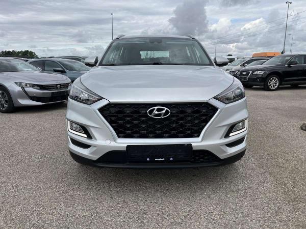 Grey Hyundai Tucson 2019 in Marijampole, with an engine capacity of 1.60 L and mileage of 228 thousand km for 9700 €, photo 2 on AUTOMOTO.COM.LV