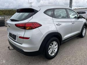 Grey Hyundai Tucson 2019 in Marijampole, with an engine capacity of 1.60 L and mileage of 228 thousand km for 9700 €, photo 5 on AUTOMOTO.COM.LV