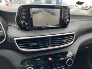 Grey Hyundai Tucson 2019 in Marijampole, with an engine capacity of 1.60 L and mileage of 228 thousand km for 9700 €, photo 9 on AUTOMOTO.COM.LV