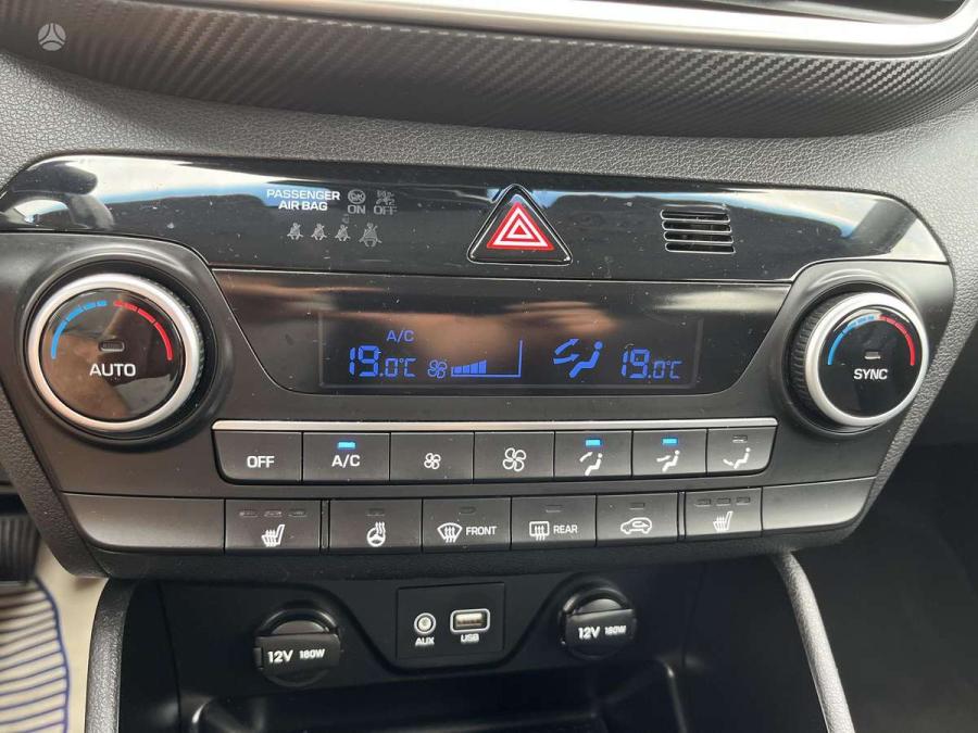 Grey Hyundai Tucson 2019 in Marijampole, with an engine capacity of 1.60 L and mileage of 228 thousand km for 9700 €, photo 12 on AUTOMOTO.COM.LV